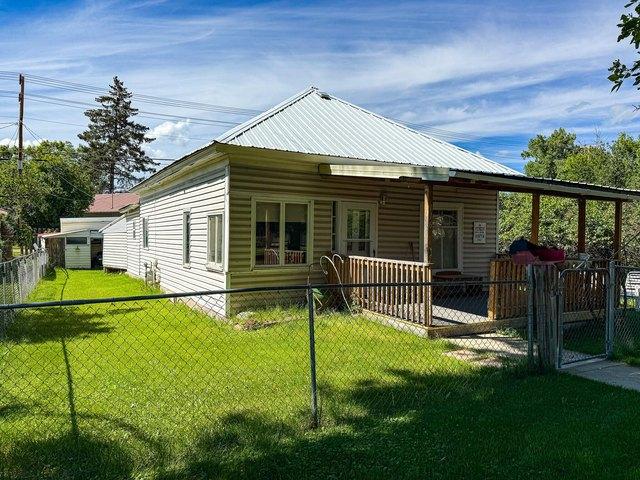116 E Boulevard St, Lewistown, MT 59457