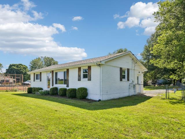 116 Ellis Dr