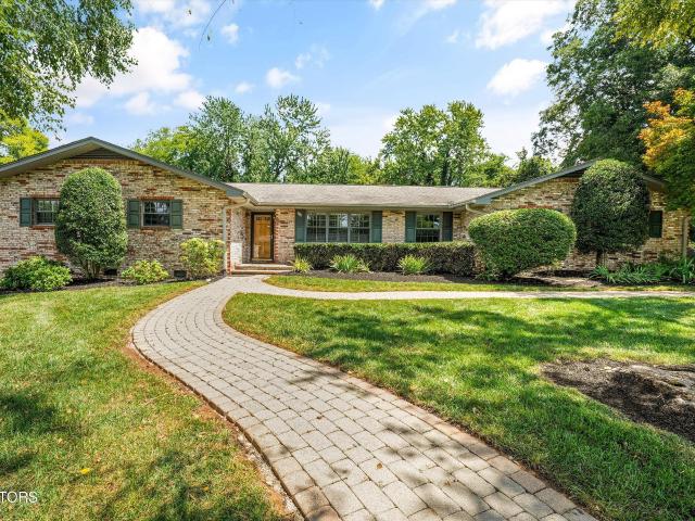 116 Essex Drive