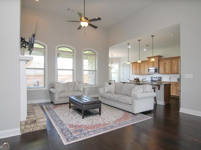 116 Fortune Way