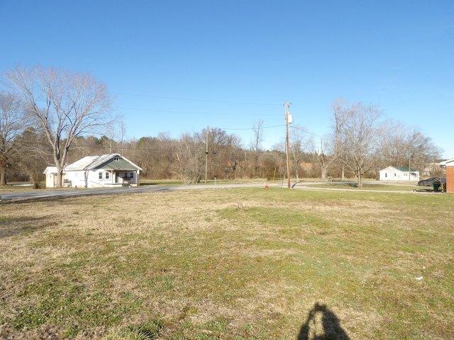 116 Fairground Dr, Waverly, TN 37185