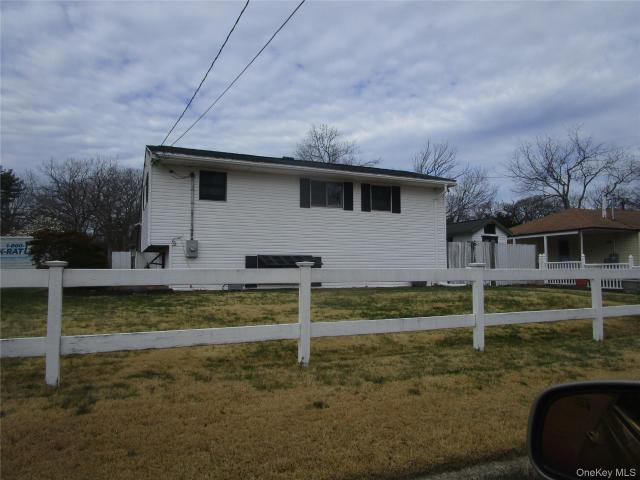 116 Holly Rd, Centereach, NY 11720 | MLS #979440 | Compass