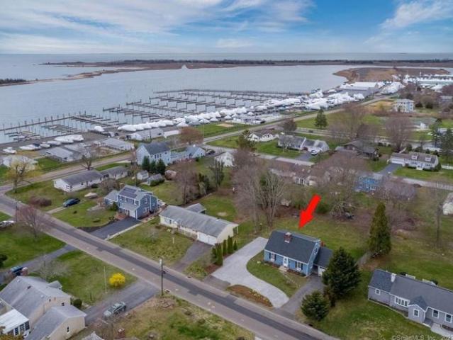 116 Harbor Pkwy, Clinton, CT 06413