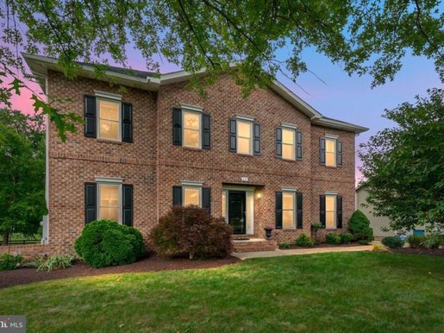 116 Hermitage Blvd, Berryville, VA 22611