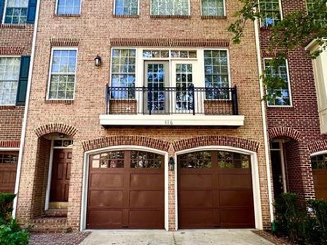 116 Herndon Mill Cir, Herndon, VA 20170