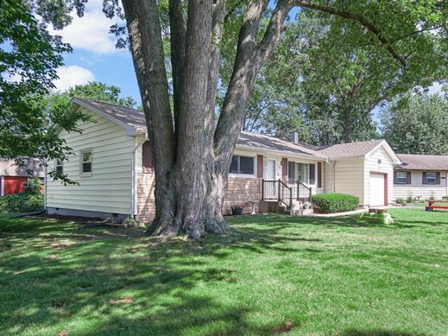 116 Hummingbird Ct, Trail Creek, IN 46360