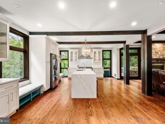 116 Oakwood Lane