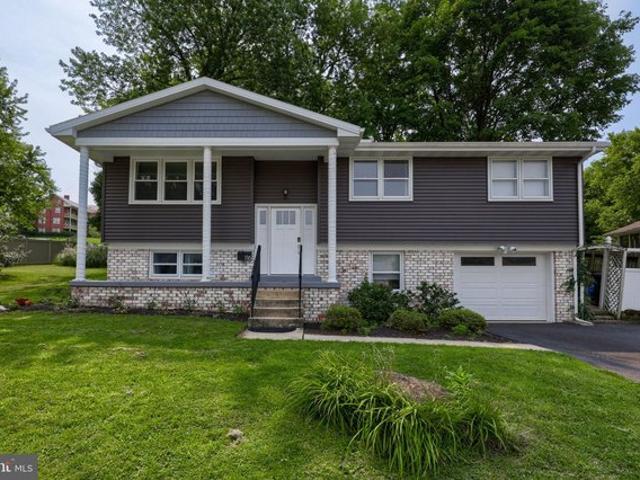 116 Oxford Dr, Lititz, PA 17543