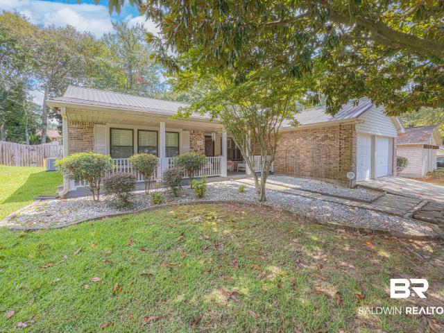 116 Lake Forest Boulevard