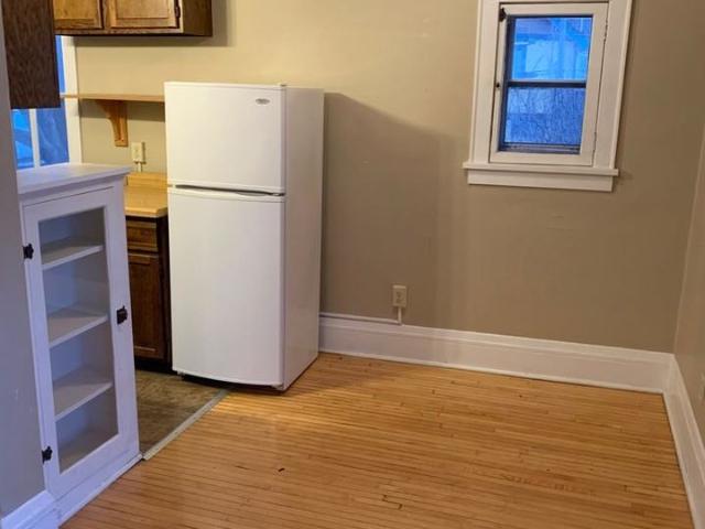 116 Lexington Pkwy N 1 Bedroom Apartment for Rent at 116 Lexington Pkwy N, St. Paul, MN 55104 Summit University
