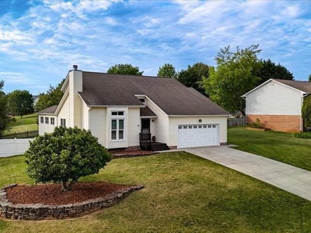 116 Lindsay Ln, Gray, TN 37615