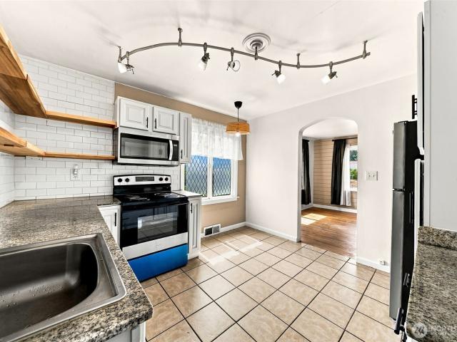 116 M Street NE
