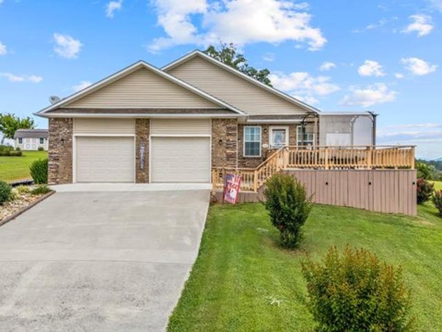 116 Melissa Ln, Dandridge, TN 37725