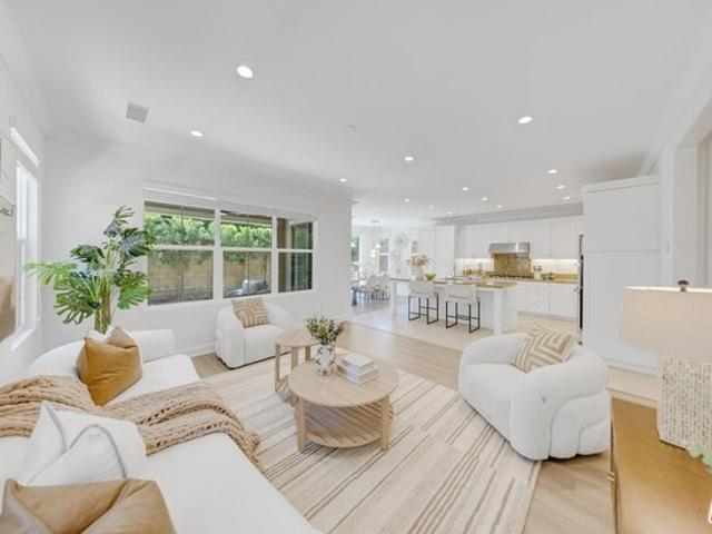 116 Mistletoe, Irvine, CA 92620