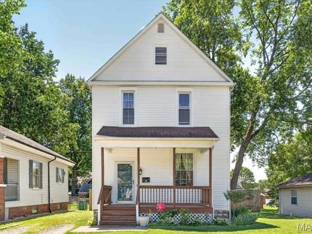 116 N 40th St, Belleville, IL 62226