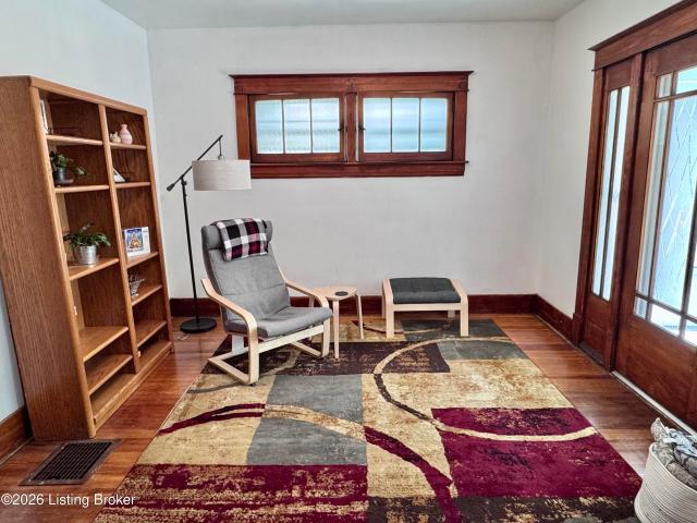 116 N 42nd St