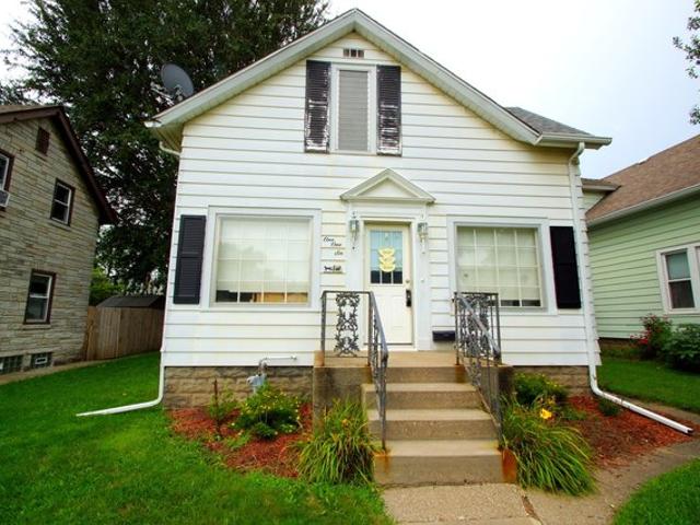 116 N Thornwood Ave, Davenport, IA 52802