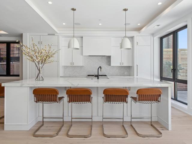 116 N Willard Court # 302