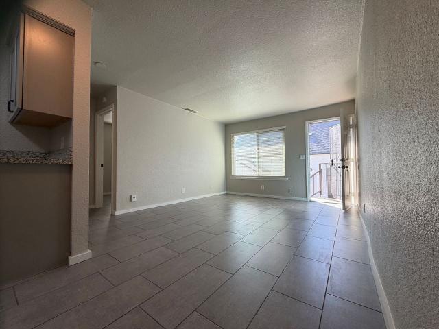 116 N Yosemite Ave 1 Bedroom Apartment for Rent at 116 N Yosemite Ave, Fresno, CA 93701 Lowell