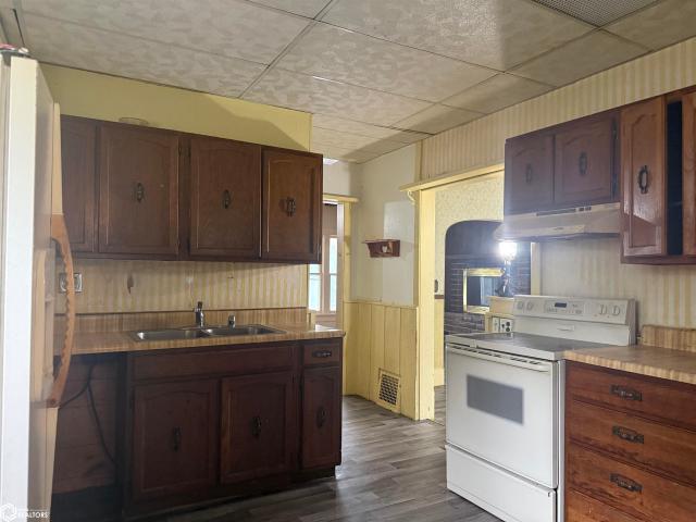 116 N Ash Street
