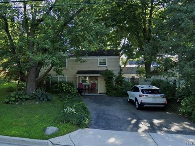 116 N Rogers St, Northville, MI 48167