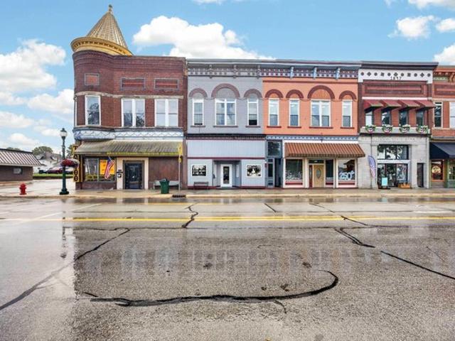 116 S Maple St, Orleans, IN 47452