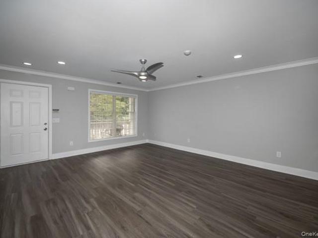 116 Smithtown Boulevard 19A