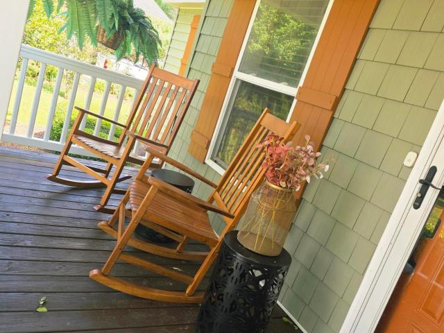 116 Schley Avenue