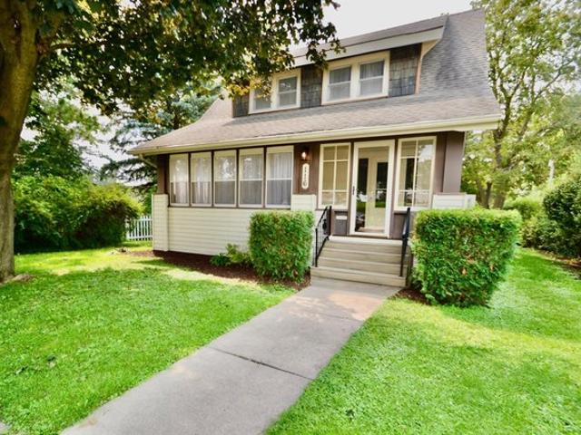 116 Shumway Ave, Faribault, MN 55021