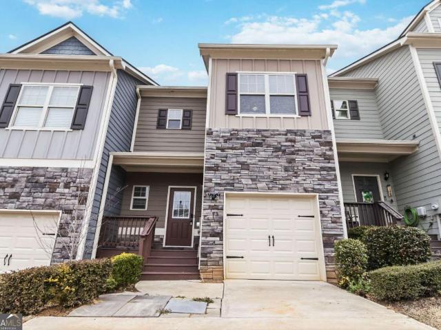 116 Spring Way Square