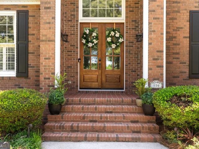 116 Stathams Way