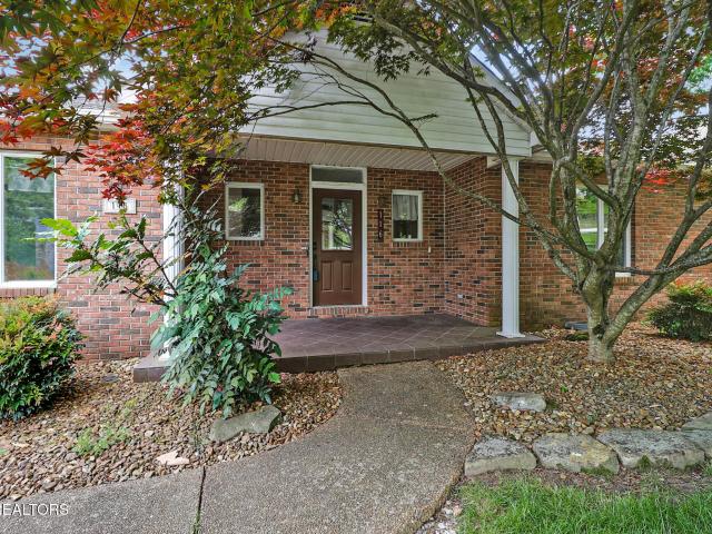 116 Sugarbush Circle