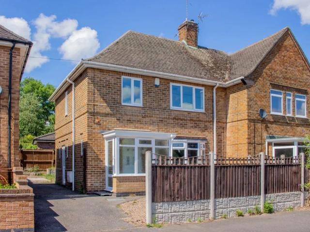 116 Sunnyside Road, Beeston, Nottingham NG9, 3 bed semi detached house to rent, £1,200 pcm | PrimeLocation