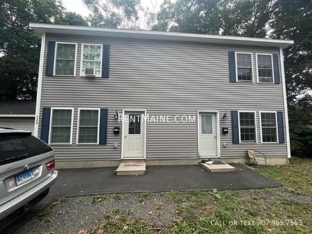 116 Palm St. Apt 2 beds, 1 full and 1 half bath