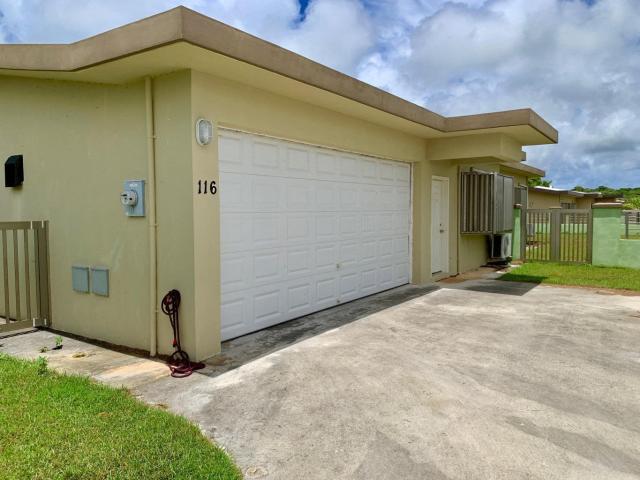 116 Paradise Meadows 3/2 1450 sqft