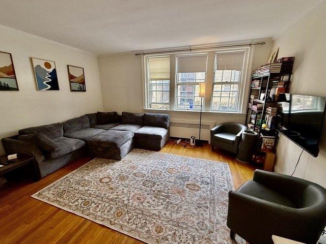 116 Park St Apt 2, Brookline, MA 02446