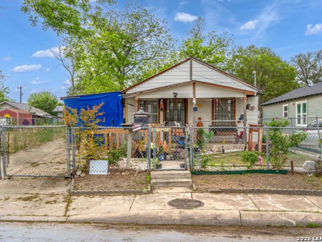 116 Parkview