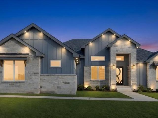 116 Pioneer Dr, La Vernia, TX 78121