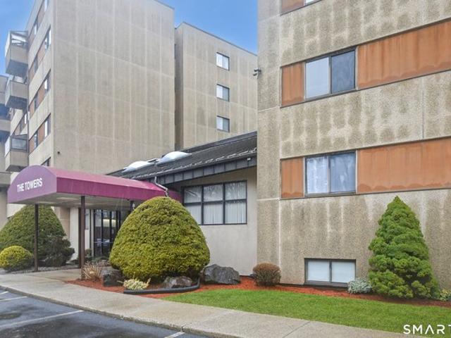 116 Putter Dr Unit LL12, Wallingford, CT 06492