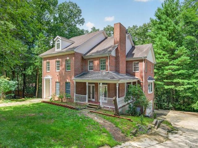 116 Rock Point Ln, Marion, VA 24354