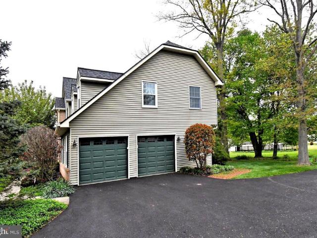 116 Rosewood Drive