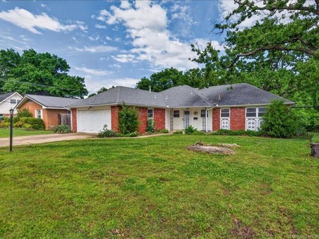 116 Ramblewood Rd, Bartlesville, OK 74003