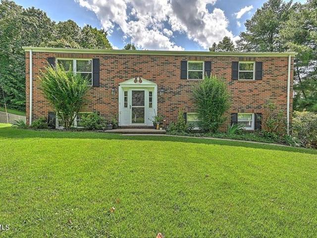 116 Regency Dr, Rogersville, TN 37857