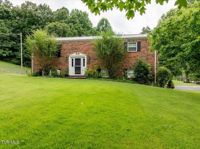 116 Regency Drive