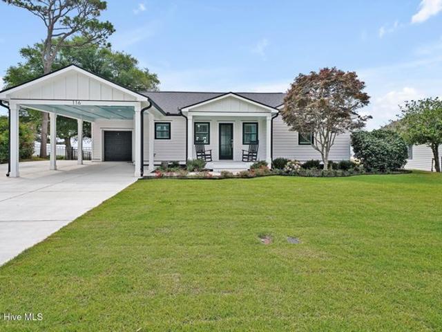 116 River Dr, Southport, NC 28461