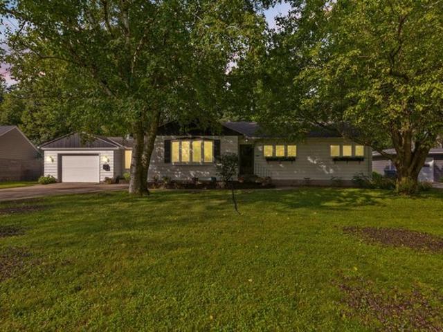 116 Ridgely Rd, Mankato, MN 56001