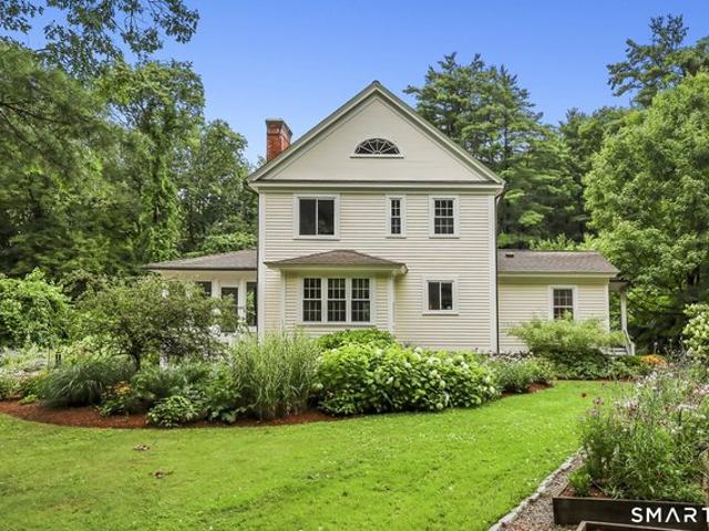 116 W Avon Rd, Farmington, CT 06085