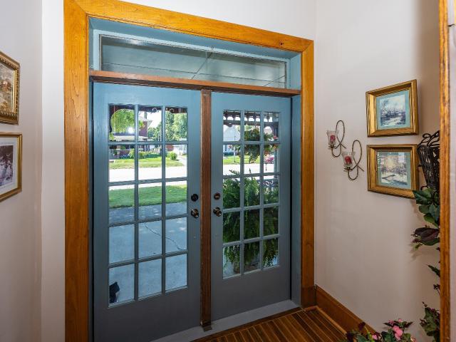 116 W Main Street