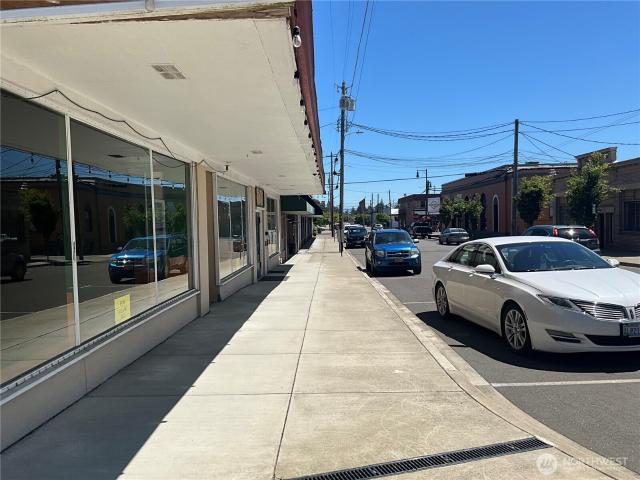 116 W Marcy Ave