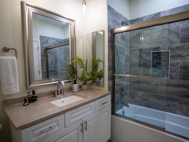 116 W Mishawaka Ave, Unit 401, Mishawaka, IN 46545 | MLS #202609